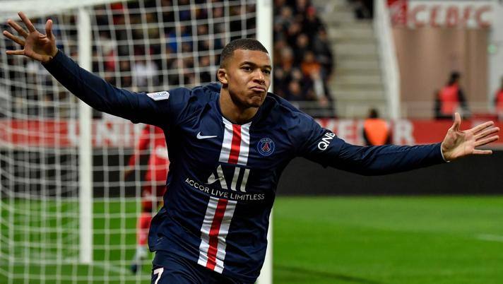 PSG trullos Mbapenë me trefishim page, Real bën gati ofertën monstruoze ...