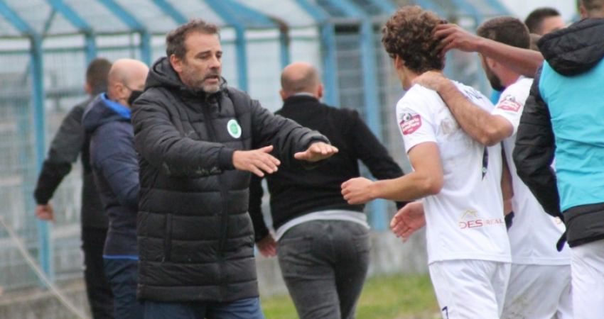 Superiorja “ha” edhe trajnerin e tretë, Kolela largohet nga Apolonia ...