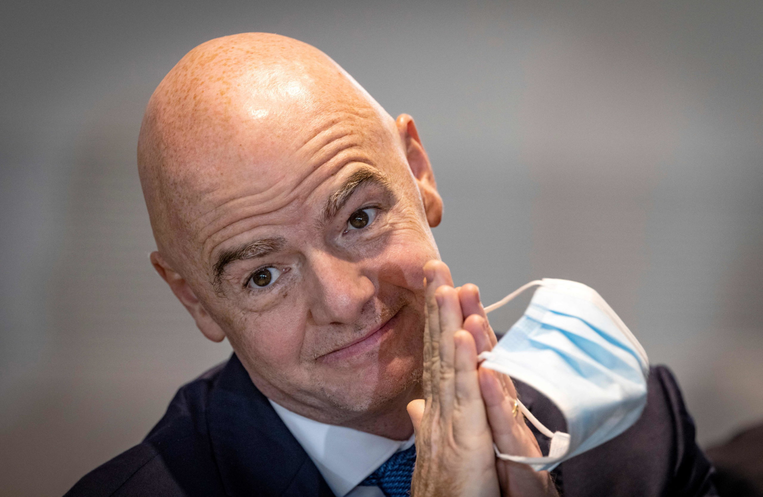 Rriten masat e sigurisë para ndeshjeve në Angli dhe Francë. Infantino ... Rriten masat e sigurisë para ndeshjeve në Angli dhe Francë. Infantino ...
