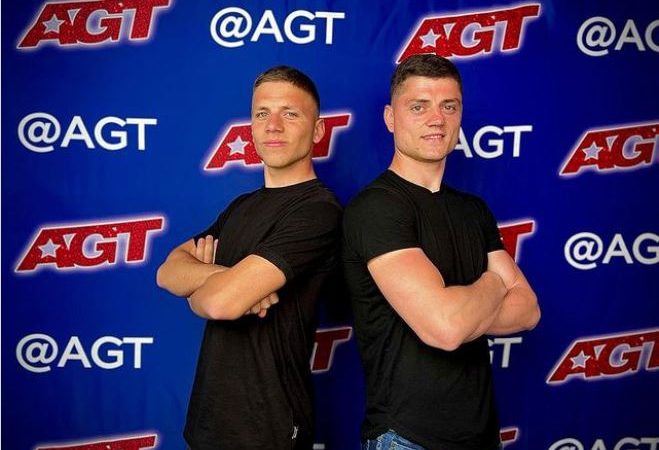 “Balla brothers”, akrobatët shqiptarë që elektrizuan sallën e “America ...