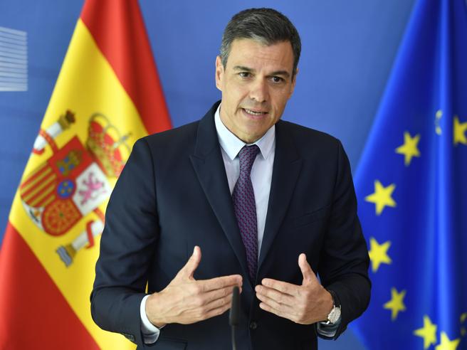 Kriza, trena falas në Spanjë kundër rritjes së çmimeve dhe barrës së ... Kriza, trena falas në Spanjë kundër rritjes së çmimeve dhe barrës së ...