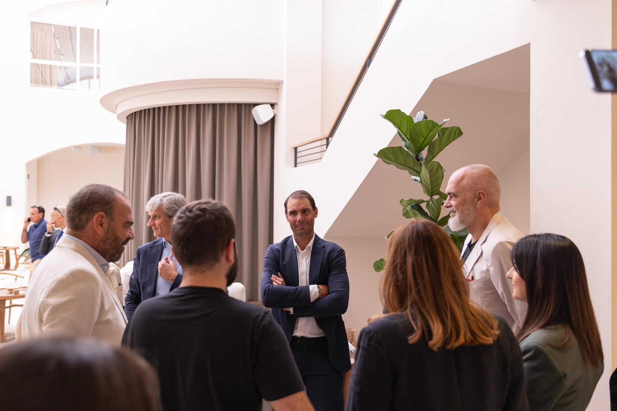 Hapet në Shqipëri Qendra Sportive e tenisit ‘Rafa Nadal’, kampioni: Jam ...