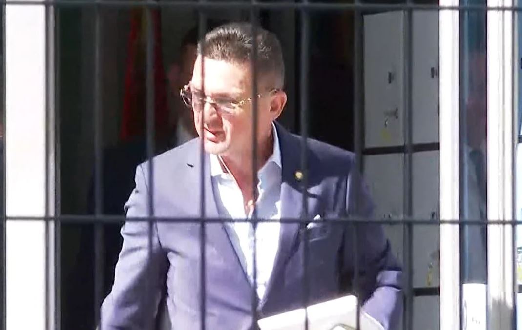 Prokurori i Tiranës Bledar Valikaj (bashkëshorti i deputetes së PS ...