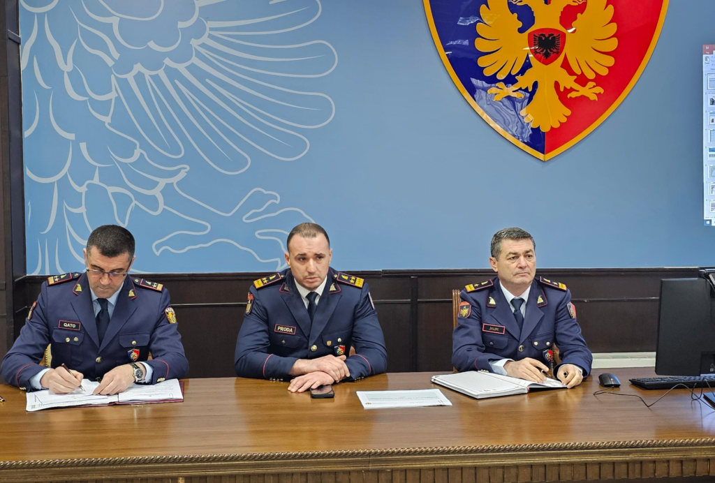 Kryepolici Ilir Proda porosit efektivët e Rrugores: Kush vë shumë gjoba ...