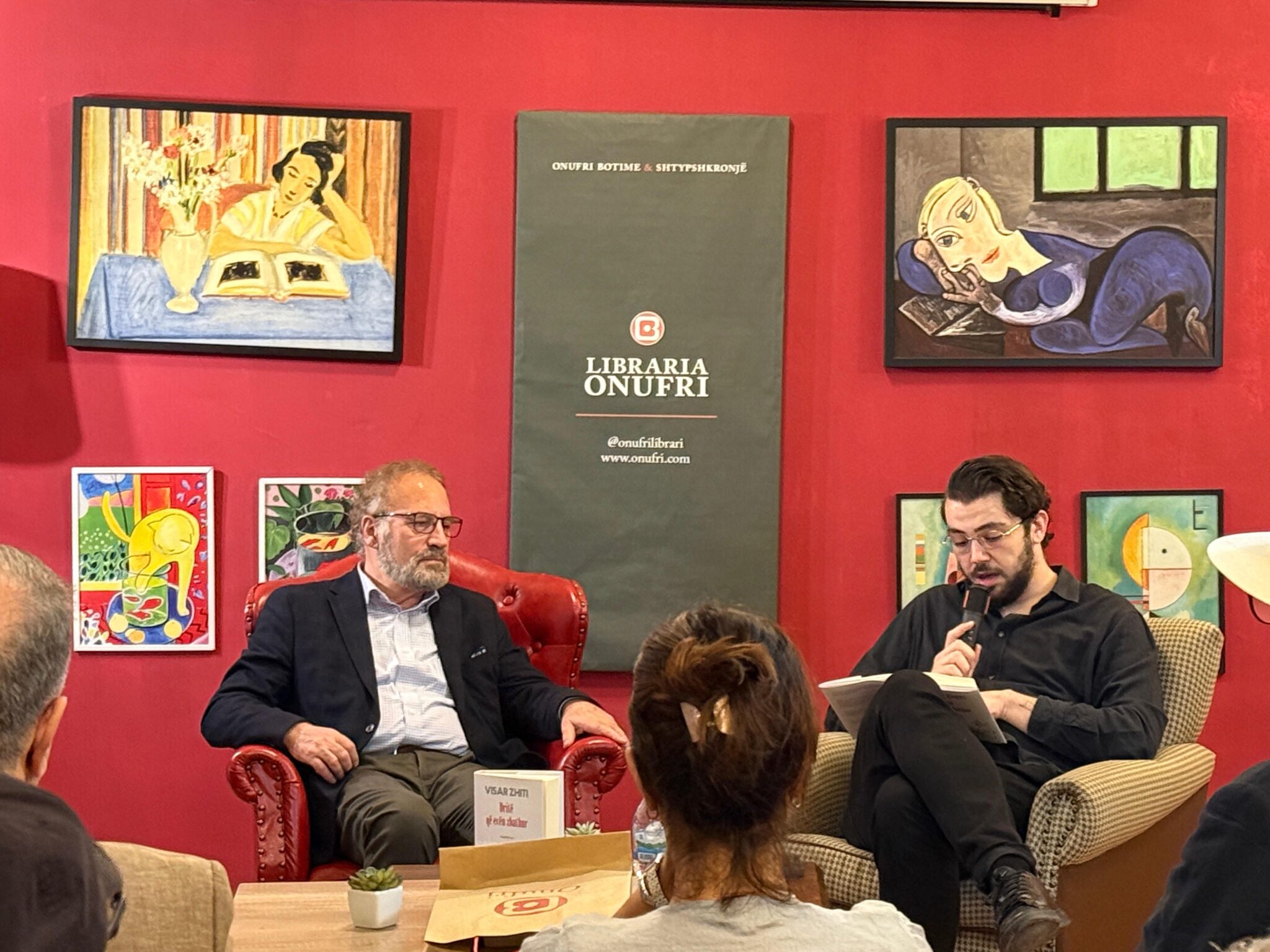 Poeti i dritës, Visar Zhiti - Gazeta Si